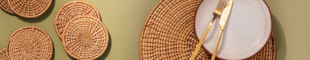 Individuales, Platos de Sitio & Posa Vasos – HOM